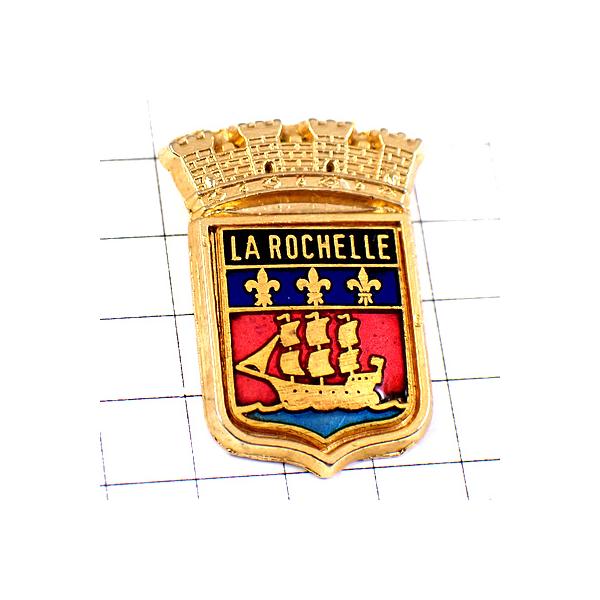 背景の１マスは５mmです。当店のピンバッジ はヴィンテージのレアな限定ピンバッジ です。それぞれのピンズの裏側の針には、新品の留め具をセットしてお送りします。新品の留め具代はピンズの商品代に含まれております。