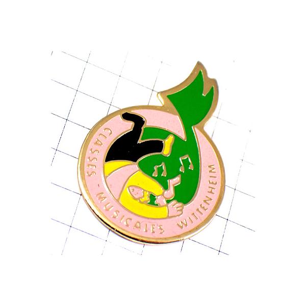 背景の１マスは５mmです。当店のピンバッジ はヴィンテージのレアな限定ピンバッジ です。それぞれのピンズの裏側の針には、新品の留め具をセットしてお送りします。新品の留め具代はピンズの商品代に含まれております。