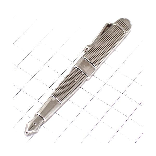 背景の１マスは５mmです。当店のピンバッジ はヴィンテージのレアな限定ピンバッジ です。それぞれのピンズの裏側の針には、新品の留め具をセットしてお送りします。新品の留め具代はピンズの商品代に含まれております。