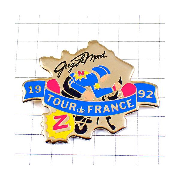 背景の１マスは５mmです。当店のピンバッジ はヴィンテージのレアな限定ピンバッジ です。それぞれのピンズの裏側の針には、新品の留め具をセットしてお送りします。新品の留め具代はピンズの商品代に含まれております。