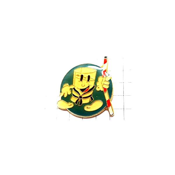 背景の１マスは５mmです。当店のピンバッジ はヴィンテージのレアな限定ピンバッジ です。それぞれのピンズの裏側の針には、新品の留め具をセットしてお送りします。新品の留め具代はピンズの商品代に含まれております。