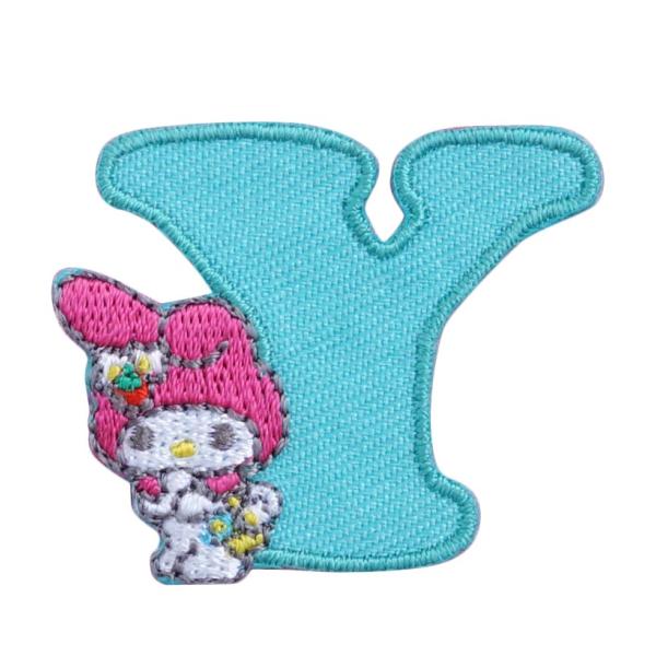 便利なアイロン・シール両用タイプ文具やアイロンできない素材にもシール接着できますお子様のグッズはもちろん　バッグデコなど幅広くご利用ください◇アイロンまたはシール接着◇サイズ 縦約3.1cm&amp;copy;1976 , 2016 SAN...