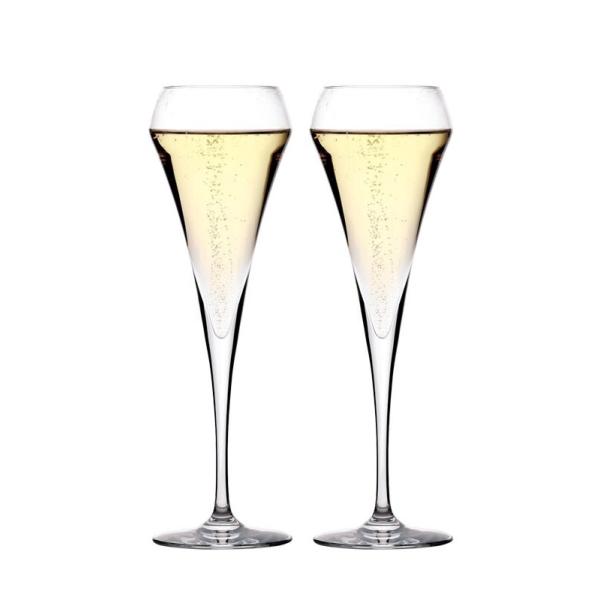 ※ブランドの箱入りではありませんので予めご了承くださいプロフェッショナルのテイスティングにデザインされたグラス。内容：シェフソムリエ リヴィールアップ エフェヴァセントグラスサイズ：56φ 72M 233H 200cc素材：カリクリスタル