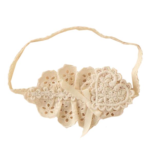 Amorosa mamma(アモローサマンマ)はイタリア語で「愛情あふれたおかあさん」という意味。天使がつむいだ糸のような優しさがいっぱい。地球へのやさしさ、生産者の笑顔、着る人への思いやりを大切に心を込めて商品づくりをしているブランドです...