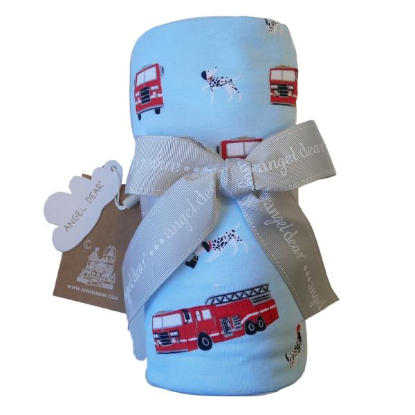 ANGEL DEAR（エンジェル ディア）は2005年にサンフランシスコで生まれたベビーウエアとアクセサリーのブランドです。肌触りとクオリティ、そして繊細なディテールを大切に、赤ちゃんと一緒に楽しむことをお手伝いするキュートなアイテムを提案...