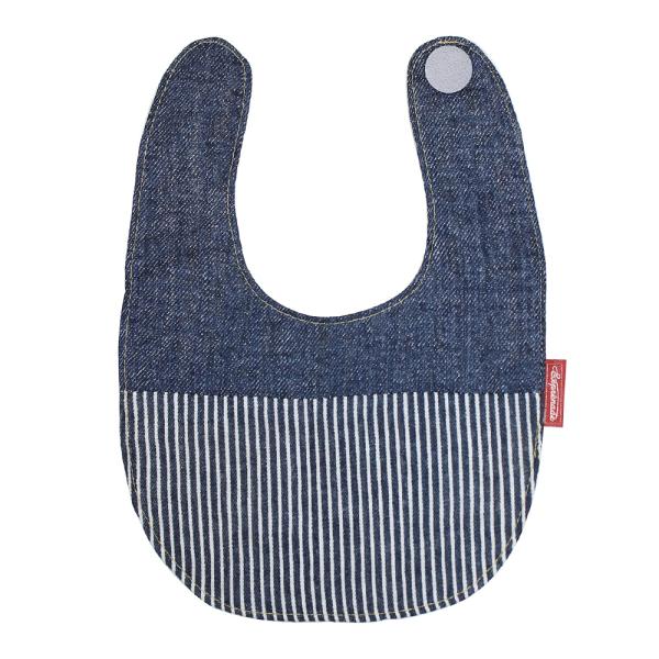 ちょっとしたおでかけを便利におしゃれにしたい。そんな思いから生まれたexprenade (エクスプレナード)ブランドの製品です。ご家庭で手洗いできるので、汚れやすいビブがいつでも清潔にお使いいただけます。デニム生地ではなく、デニム柄が印刷さ...