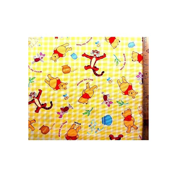 ◇ キャラクター 生地 布  くまのプーさん （ 黄 ) 柄番号２５  オックス （ 綿100％ ) 生地幅−約108cm　 G-9902-1A-kk-2796給食袋、体操服入れ、お弁当入れ、コップ袋、巾着袋、スマホケース、移動ポケット、テ...