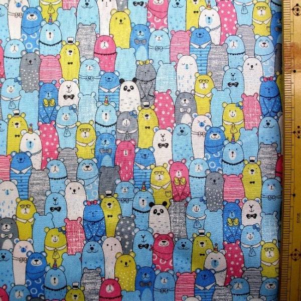 プリント 生地　（ 商用利用可能 ） とんがり ベア（ ブルー系 )  オックス（ 綿100％ ）生地幅−約108cm  swa-353-c-nk-8647<用途＞給食袋、体操服入れ、お弁当入れ、コップ袋、巾着袋、スマホケース、移動ポ...