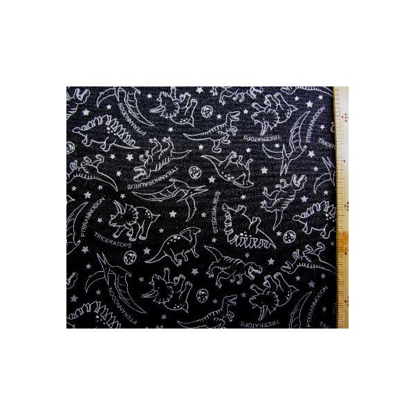 プリント 生地 恐竜柄 デニム調（ 黒 ) オックス（綿100％）生地幅−約110cm SWA-1102-D-nk-8149<用途＞給食袋、体操服入れ、お弁当入れ、コップ袋、巾着袋、スマホケース、移動ポケット、ティシュケース入れ、ラン...