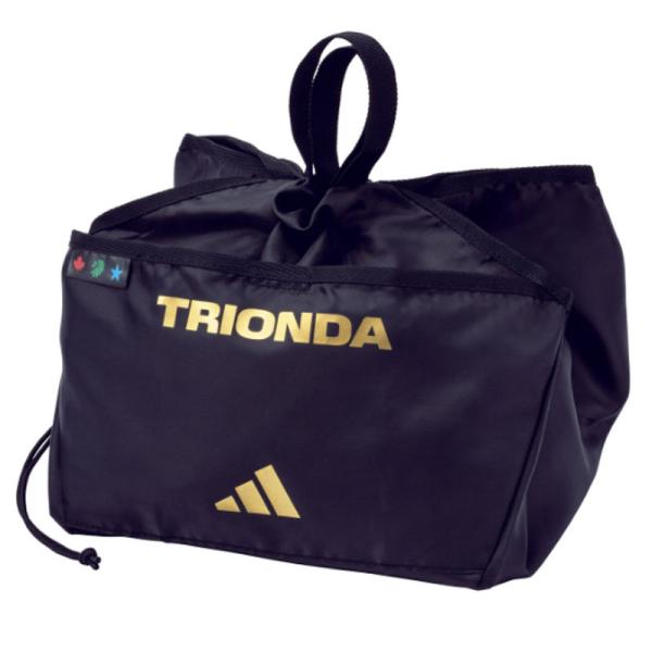adidas 新型ボールネット トリオンダ「パッ！」と開いて「ポンッ！」と置いて「シュッ！」と閉めるボールの出し入れが簡単です。■素材：ポリエステル ■サイズ：横25×縦25×奥行25cm■カラー：ブラック