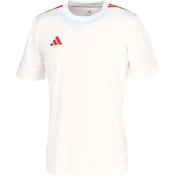 自分たちのサッカーチームの、アイデンティティを表現できるアイテムを見つけよう。カスタム　スクアドラ25シリーズの一つである、半袖アディダス　ジャージー。チームバッジなどを入れられる、すっきりしたクリーンなデザイン。滑らかなインターロックファ...