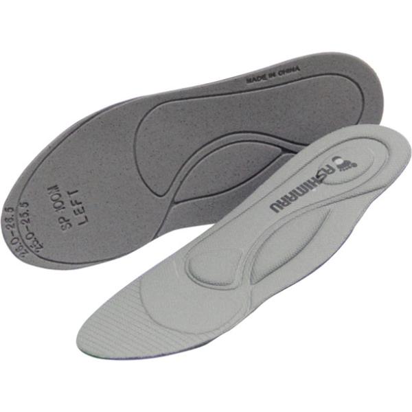 フィット感アップに、（全てのシューズ（パンプス以外）に対応）隙間を埋めてフィット感を高めます。通気力と銀イオン配合で快適。スパイクシューズの突き上げ防止にも効果的。素材：（表面生地）ポリエステル、（銀イオンスポンジ）ポリウレタン対象：ジュニ...