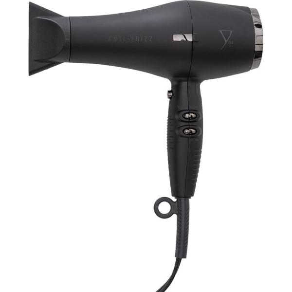 素材：本体/ナイロン６６（ＰＡ６６）技術：メタックス仕様：電源/ＡＣ１００Ｖ（５０/６０Ｈｚ共有）、消費電力/１２００Ｗ※海外ではご使用いただけません。保証期間：１年間