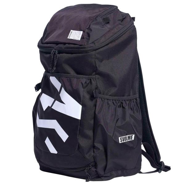svolme マルチバックパック32L 小学校高学年から中学生をメインターゲットに、大人でも使いやすいデザインのバックパック。5号球までを外側でホールドできるボールネット付き。■素材：本体：ポリエステル100%　 別地：ナイロン100%■S...