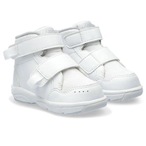 約1歳から3歳の幼児向けに展開する「BABY」シリーズ。安定性を重視したハイカットタイプのシューズです。2本ベルトで足首と甲をしっかりホールド。履き口が大きく開くオープンベロ構造で、脱ぎ履きがスムーズです。かかとを安定させるため、かかと部に...