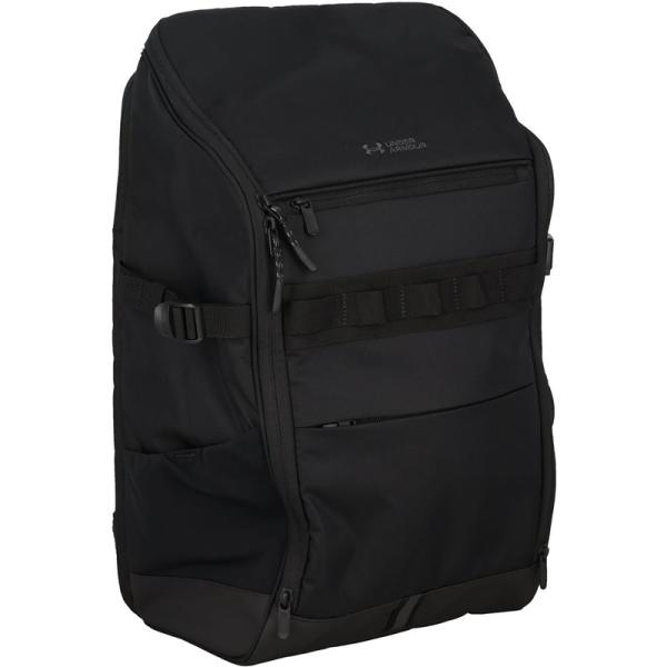 UAサスペンションストラップが重さを軽減。背中パッドで通気性。どこからでも中の荷物が取り出せる。パソコン用のポケット。ウォーターボトル箇所。小物収納。ショルダーストラップの小物収納エリア。リフレクトテープで安全確保。上着などを挟み込めるウェ...