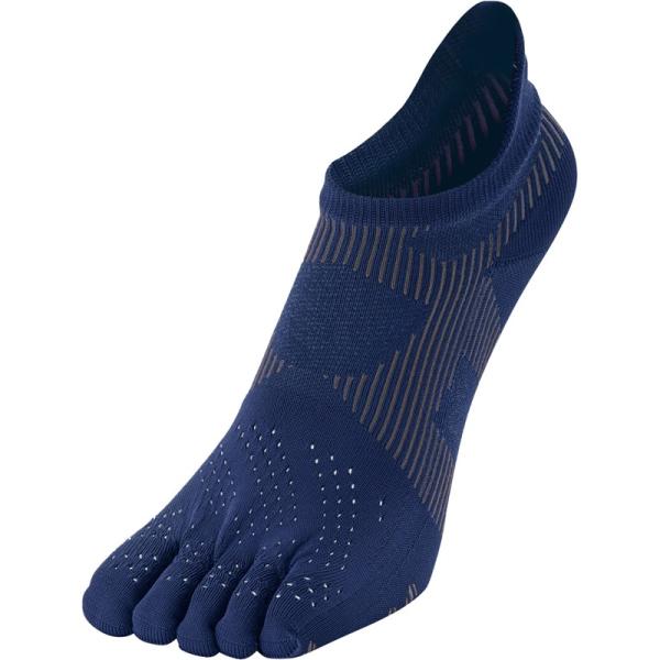 ランを知り尽くしたスペシャリストとの共同開発。サポート力を強化しランニングエコノミーにアプローチ。力強く、かつトラブルのないハイレベルなランへ導く為の8つの機能を搭載。立体設計と軽量化によって素足に近い感覚でパワフルな走りへと導きます。最適...