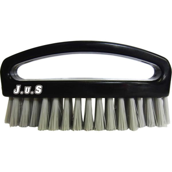 現役審判員のアドバイスを受けた審判用クリーナーブラシ。審判用具の土、泥を除去。'素材：プロピレン除去対象用品：ユニフォーム、マスク、プロテクター、レガース、シューズ【カラー】野球　審判用　クリーナーブラシ