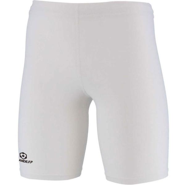 商品の説明トレーニングにおいて、プレイヤーにとって、オールシーズン必要不可欠のアイテム、インナーハーフパンツ！従来のインナーパンツより、若干短めの丈に改良され、ゲームパンツから見えにくいスマートな丈になっているのが特徴。吸汗速乾性に優れた2...