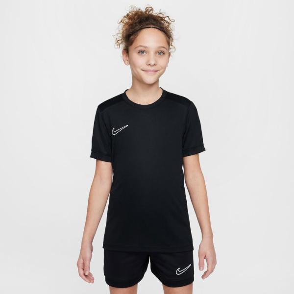 アカデミー25 Dri-FIT トップは、休み時間に遊ぶときも練習で走るときも、集中しながら楽しく過ごせる一枚。メッシュのサイドパネルと速乾性に優れた素材が涼しい状態をキープし、不快感のない動きをサポートします。対象：メンズ・ユニセックス素...