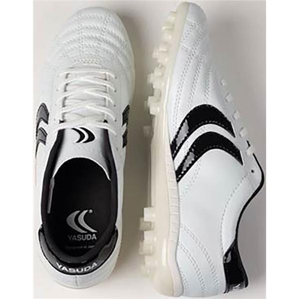 素材：アッパー/人工皮革(フロント・踵/マイクロファイバーポリウレタン)、シュータン/人工皮革(ポリウレタン・合成皮革の二重構造)、インソール/EVA、ミッドソール/EVA、ソール/TPU、22本スタッド固定方式仕様：リガレスタジュニアシリ...