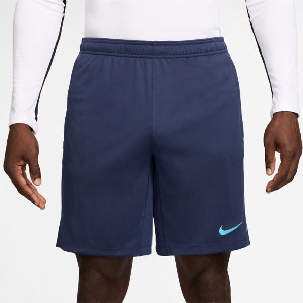 NIKE  ナイキ DF STRK ショート KZプロが着用するウェアのレプリカデザイン。通気性と速乾性に優れた素材を使用した、ナイキ ストライクのショートパンツです。メッシュパネルを使用することで、トレーニングがヒートアップしても涼しく快...