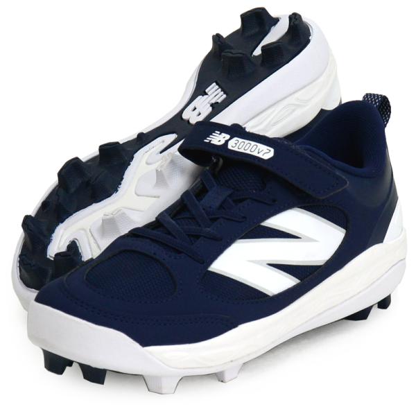 New Balance 3000 V7 CLEATS JNR W ジュニア最上級の履き心地を追求する「3000 V7」のジュニア向け面ファスナー付きラバースパイクモデルが新登場。フルレングスのミッドソールが足の疲労を軽減し、NBらしいデザイ...
