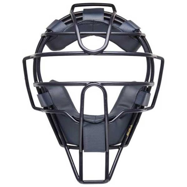 硬式用のキャッチャーマスクです。【カラー】 09：ブラック14：ネイビー【素材】 フレーム部：クロムモリブデン中空鋼【原産国】 中国製、ベトナム製【質量】 約580g【備考】 SGマーク合格品（対人賠償責任保障付）■スロートガード一体型■収...