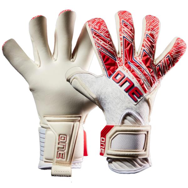 ワン ONE APEX Pro King ライオンのディテールが施された「ネイションレッド」APEX Pro シリーズは、その名の通りあなたを頂点へ導くグローブです。ゴールキーパーの本能を解き放ち、ゲームの頂点へと導くプログローブです。 プ...