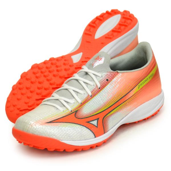 MIZUNO ミズノALPHA 3 ELITE ASこのフィットが、スピードを変える。クッション性と素足感覚を追求したフルミッド仕様のソールを搭載したトレーニングモデル。ニット素材を採用した新3層構造のアッパーが足を包み込むような柔らかなフ...