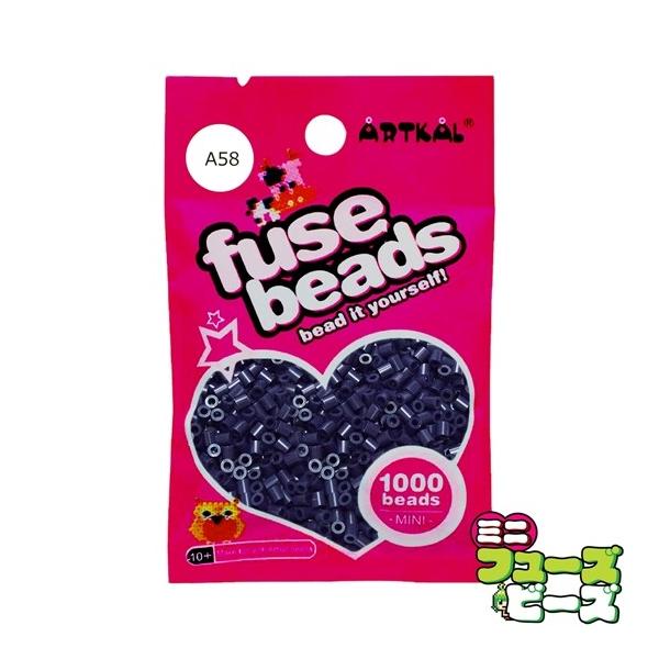 ■ 商品説明 ■ 種類：フューズビーズ ミニ（2.6mm）サイズ：直径 2.6mmカラー：ミッドナイトブルー数量：約 1,000粒RGB数値：R:5 G:8 B:73アイロンがけによる形状の保持に優れながらも、柔軟性のあるソフトタイプのアイ...
