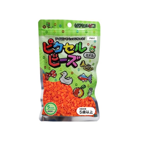 ■ 商品説明 ■ 種類：ピクセルビーズ （5mm）サイズ：直径 5mmカラー：ネオンオレンジ数量：約 1,000粒一般的な5mmサイズのビーズと互換性のあるハードタイプのビーズです。形状の変化が少ないため、立体作品の制作にも適しています。フ...