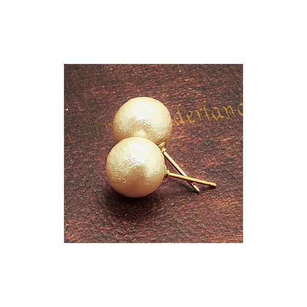 ■商品詳細■【 地金材質】 14金ゴールドフィルド(14kgf)【ストーン】 コットンパール（キスカ） サイズ：8mm/10mm/12mm/14mm※こちらはメール便配送となります。（ポスト投函 3-5日）※簡易包装でのお届けで保証書は付き...