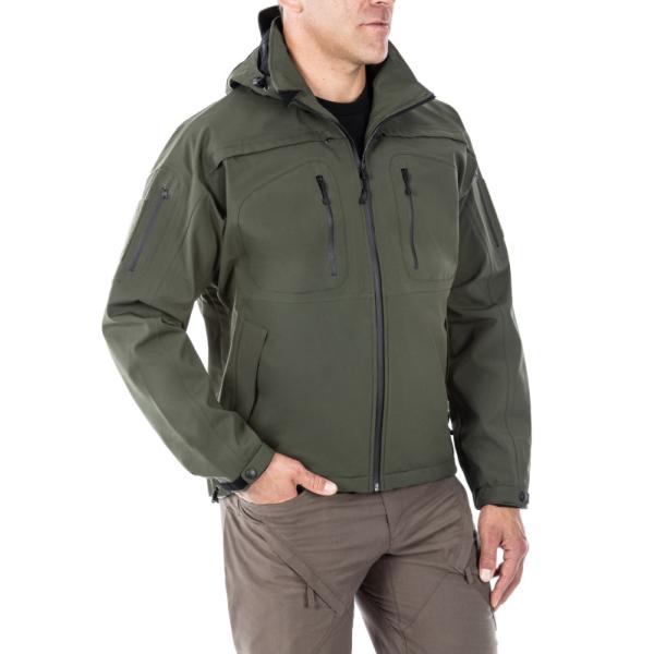 ◆「在庫切れ・海外メーカーよりお取り寄せ」の場合：通常3週間-1.5ヶ月　当店に在庫が有る場合は即納できます。　在庫状況等お気軽にお問い合わせください。5.11のハイエンドな防水・防風ソフトシャルジャケットです。軽量、かつ耐久性を保持してい...