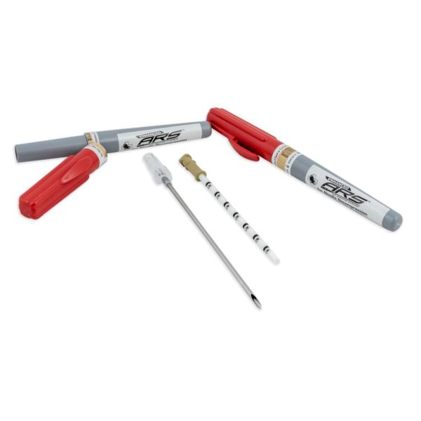 ニードルキット2は、前方あるいは側方からの、胸腔脱気に時に使用するカテーテルとニードルの一体型キットです。ニードルキット2は、単回使用です。◇鋭い刃メスのように鋭利なバイベベル（両面刃）のニードル先端は、厚い組織への挿入を可能にする。メスの...