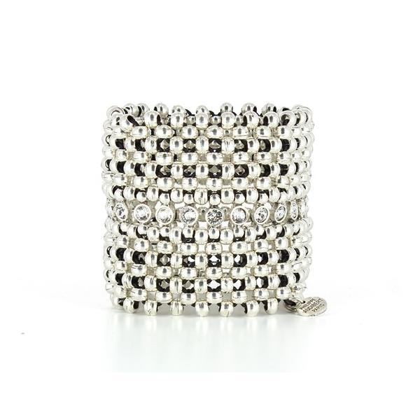 Philippe Audibert『 MAX STRASS ブレスレット カフ　シルバー』です。ストーンがキラキラ輝き綺麗なカフです。重さ：120 g高さ：5,8cm★新作から日本未販売品までお客様に可能な限り幅広く商品をご提供しつつ、リー...