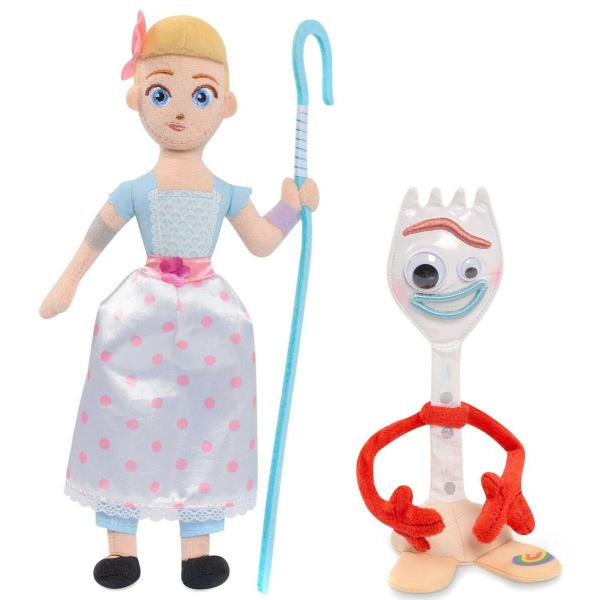 トイ・ストーリー 4 Bo Peep &amp; Forky ぬいぐるみです。サイズ：22.8 cm※こちらの商品はお取り寄せ元でも在庫が残り僅かとなっております。タイミングによってはご注文頂いた場合でも在庫がなく、キャンセルさせて頂く場合...
