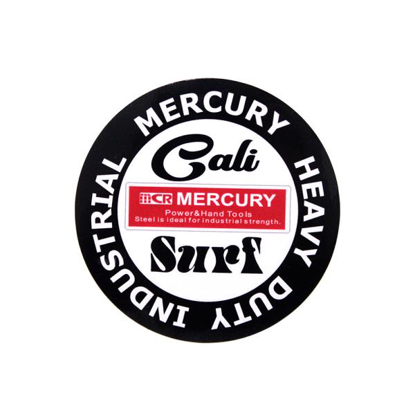 マーキュリーのステッカーになります。アメリカンでインダストリアルなデザインが人気のMERCURY。カリフォルニア、サーフィンだなんて興味がそそるワードですね♪屋外でも使用可能なビニール製でMADE IN JAPANになります。どこに貼っても...