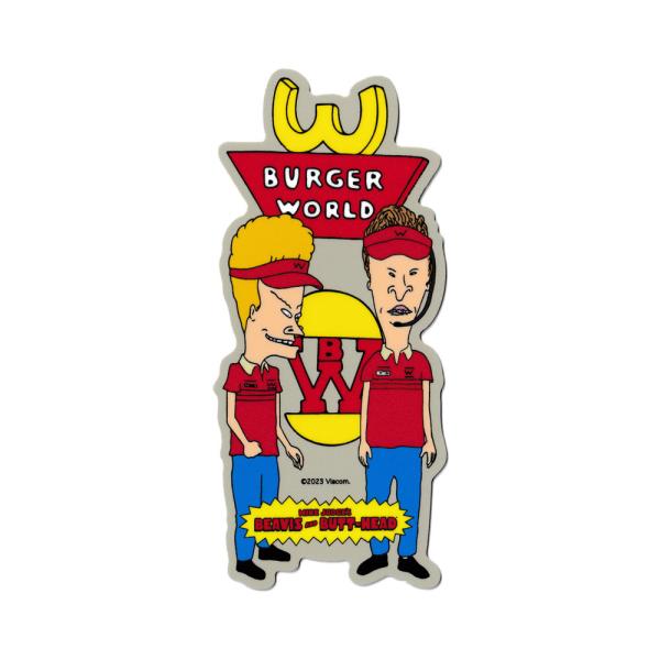 ビーバス・アンド・バットヘッドのステッカーになります。９０年代にMTVに登場したブラックコメディアニメ、Beavis and Butt-Head。冒頭に「絶対に真似をしないでね」なんてナレーションが入ってましたね！こちらはバイト先のバーガー...