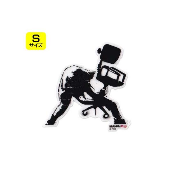 バンクシーのステッカーになります。正体不明のストリートアーティスト、BANKSY。社会風刺をテーマにしたメッセージ性の強いアートで有名ですね！世間を謎のアートで描き乱すバンクシーデザインのステッカーです♪コチラは「White Riot」と名...