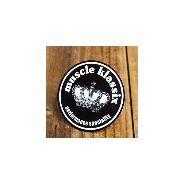 マッスルクラシックスのステッカーです。男臭いデザインがズラリ♪ホットロッドカスタムをモチーフにしたアイウェアブランド、マッスルクラシックス。モンスター化した旧車やアウトローなバイクがお似合いのステッカーシリーズです♪派手な配色を避け、無機質...