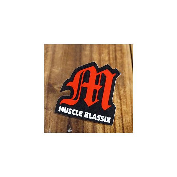 マッスルクラシックスのステッカーです。男臭いデザインがズラリ♪ホットロッドカスタムをモチーフにしたアイウェアブランド、マッスルクラシックス。モンスター化した旧車やアウトローなバイクがお似合いのステッカーシリーズです♪派手な配色を避け、無機質...