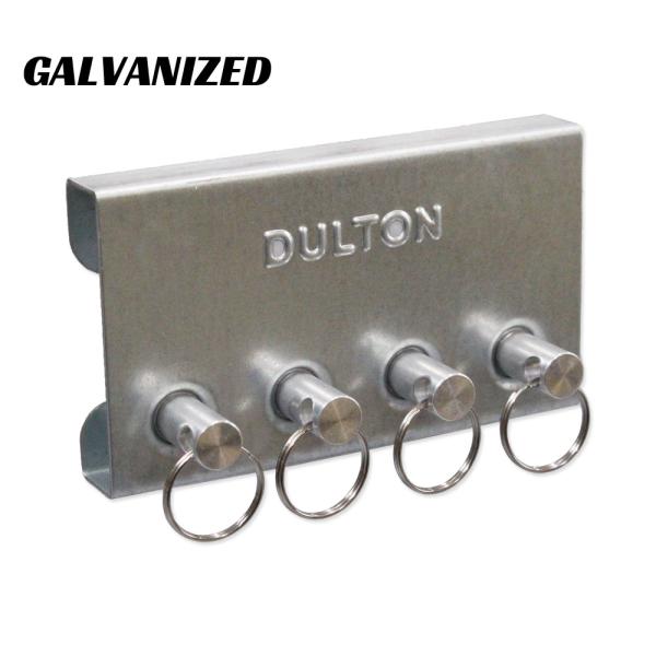 ダルトンのキーストレージです。無骨で洗練されたデザインがオシャレで人気なインテリア雑貨ブランド、DULTON。マグネットで管理する斬新なキーオーガナイザーです。４個のリングの付いた部分はマグネットになっています。使ったカギなどはマグネットで...