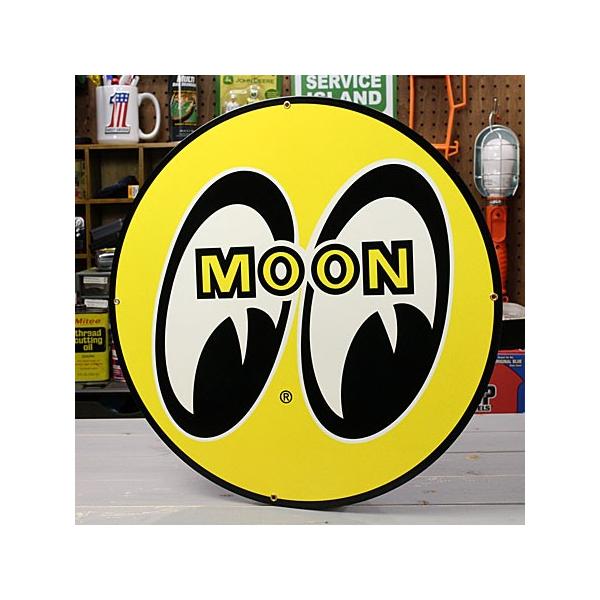 ムーンアイズのサインプレートになります。アメリカンカスタム＆カリフォルニアのライフスタイルを提案する、ムーンアイズありそうでなかったサインプレートがアメリカより入荷いたしました！ムーンアイズのロゴマーク、アイボールがそのままラウンドサインプ...