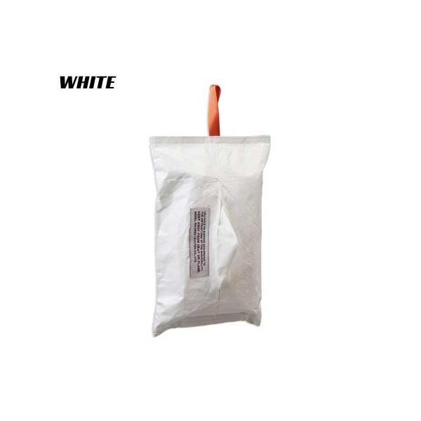 ダルトンのティッシュケースカバーになります。洗練されたデザインでインテリア雑貨から小物まで幅広いラインナップを誇るDULTON。壁掛けできる便利なティッシュカバーです。シワの入った古い紙のような素材がチープでユニークでしょう♪レタリングパッ...