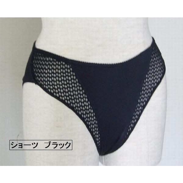 シンプルなショーツですので、何枚あっても重宝すると思います！！