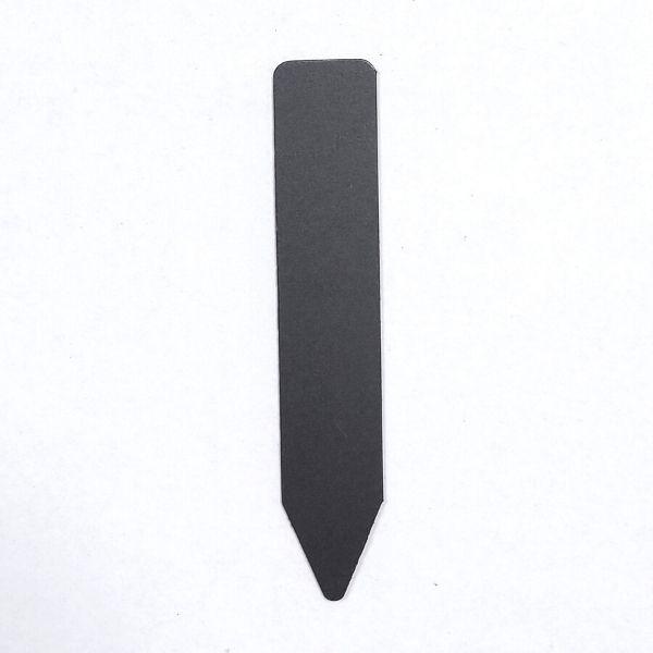 小さな多肉植物や実生苗に最適な園芸ラベルになります。一般的に販売されている園芸ラベルでは大きく、日陰を作ってしまうこともありますので、小さなサイズのラベルは重宝します。▼黒色サイズ幅　１．１５ｃｍ高さ　６ｃｍ厚み　０．５ｍｍ１００枚入りです...