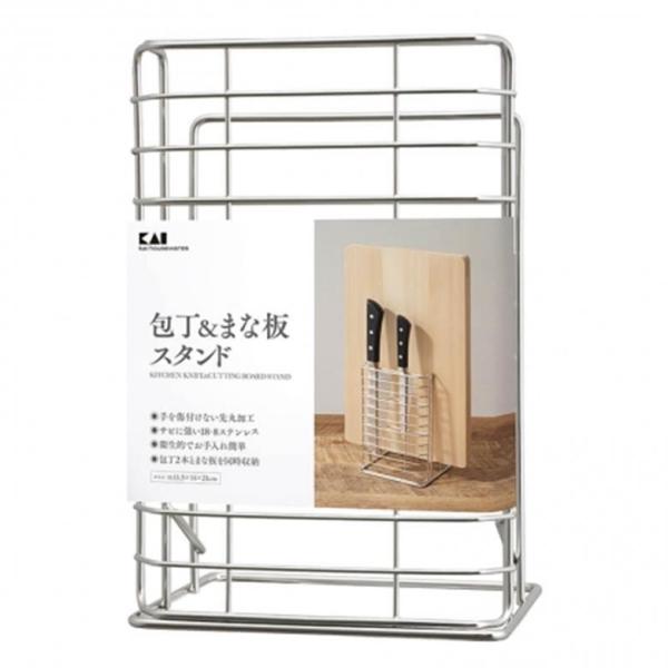【商品説明】包丁2本とまな板をすっきり収納。衛生的でお手入れ簡単です。【商品仕様】●本体サイズ:210×140×115mm●222g【その他】 【材質】●18-8ステンレススチール【生産国】●中国貝印 kai 岐阜 関市 シンク廻り キッチ...