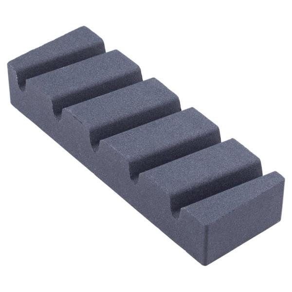 【商品説明】砥石の面が平らでないと効率よく包丁を研ぐ事はできません。使用後の砥石の面には凸凹ができてしまうため、継続的に研ぎ直しする際に必要な砥石のメンテナンスアイテムです。 【商品仕様】●面直し●番手:220●本体サイズ：174×59×3...