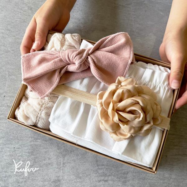 【セット内容・すべて日本製】■リボン付：箱22ｘ15ｘ3.5cm：小物用サイズ■コードレーン綿100％ブルマスカート 0-2歳・1歳半頃からはオーバーパンツとして。■ロングレッグウォーマー 0-3歳・1歳半頃まではロングタイプ・1歳を超えて...